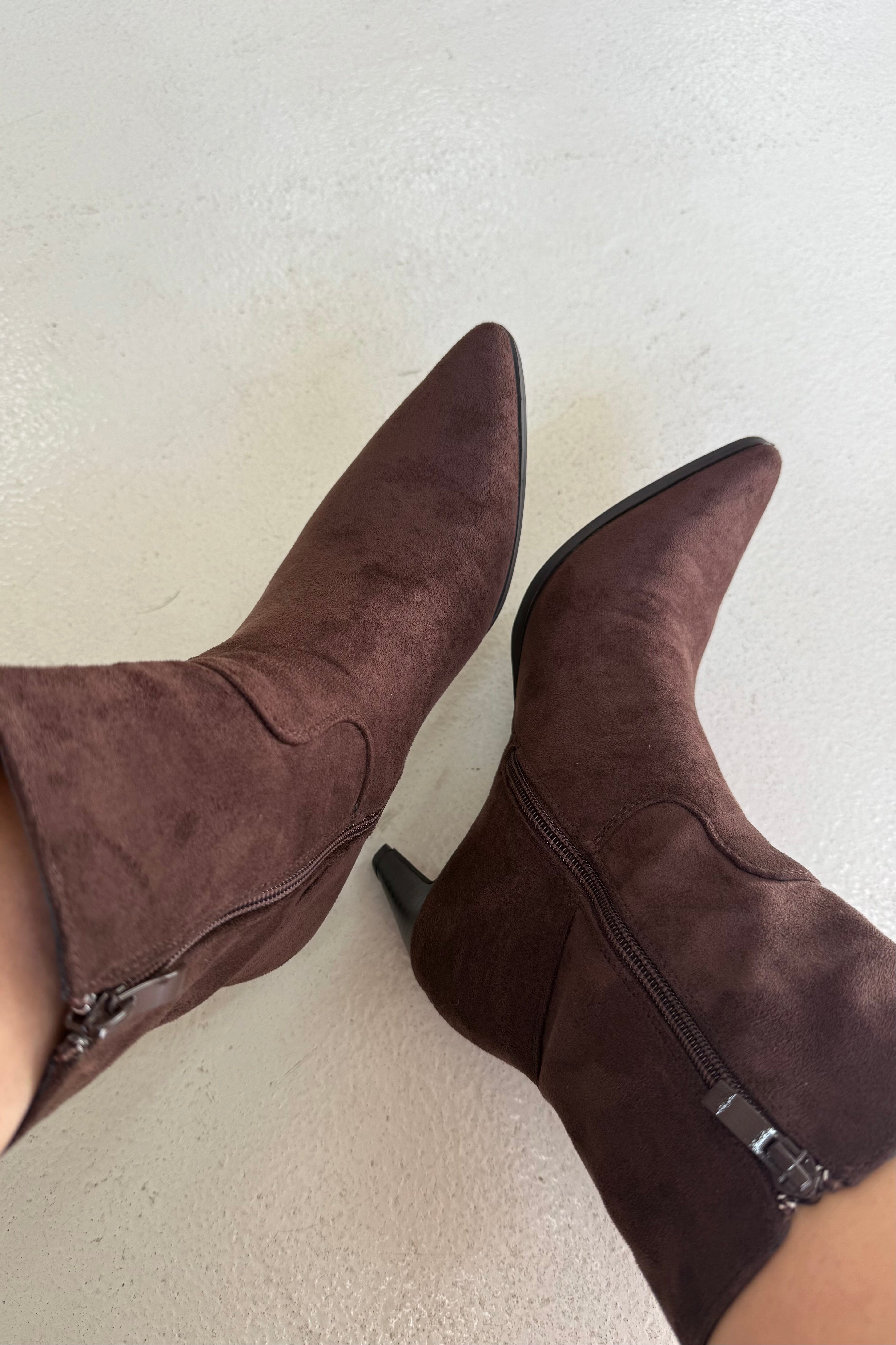 Bloom - Fawn Boots - Dark Maroon | Stilethæl | 5-8 cm