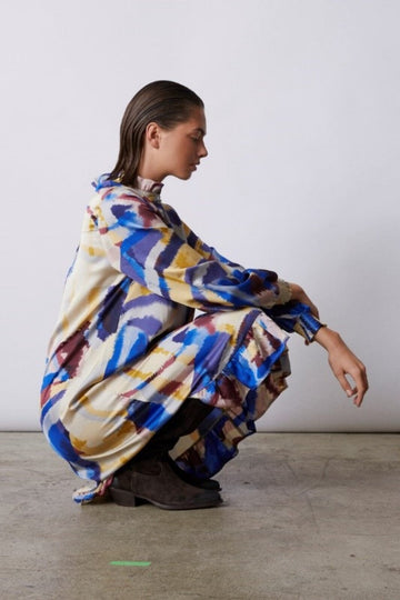 Love&Divine » Lækkert udvalg af skjorter & kjoler online