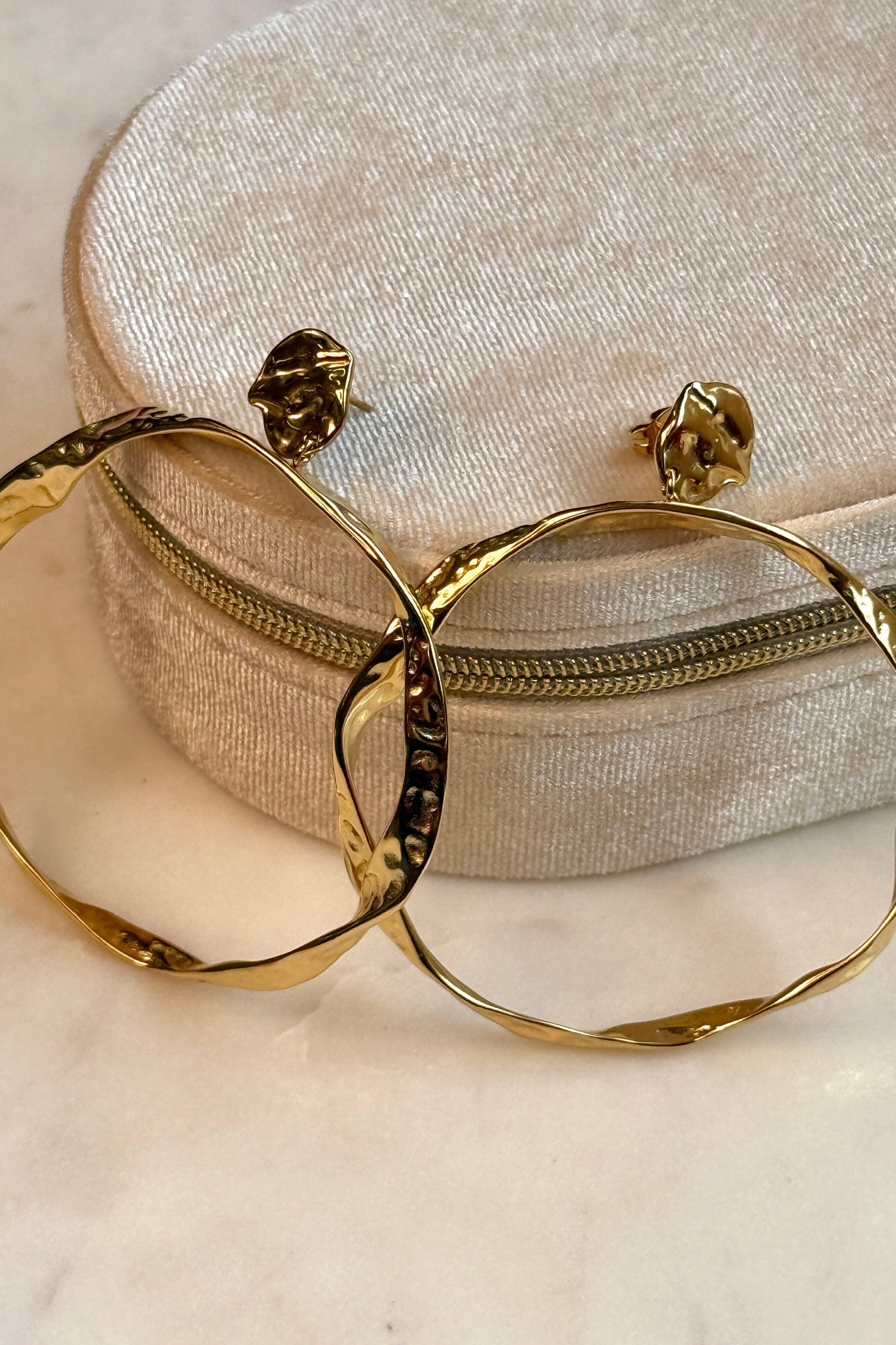 Mellow Moon - Rosa Ring - Golden | Hamret | Gylden ring