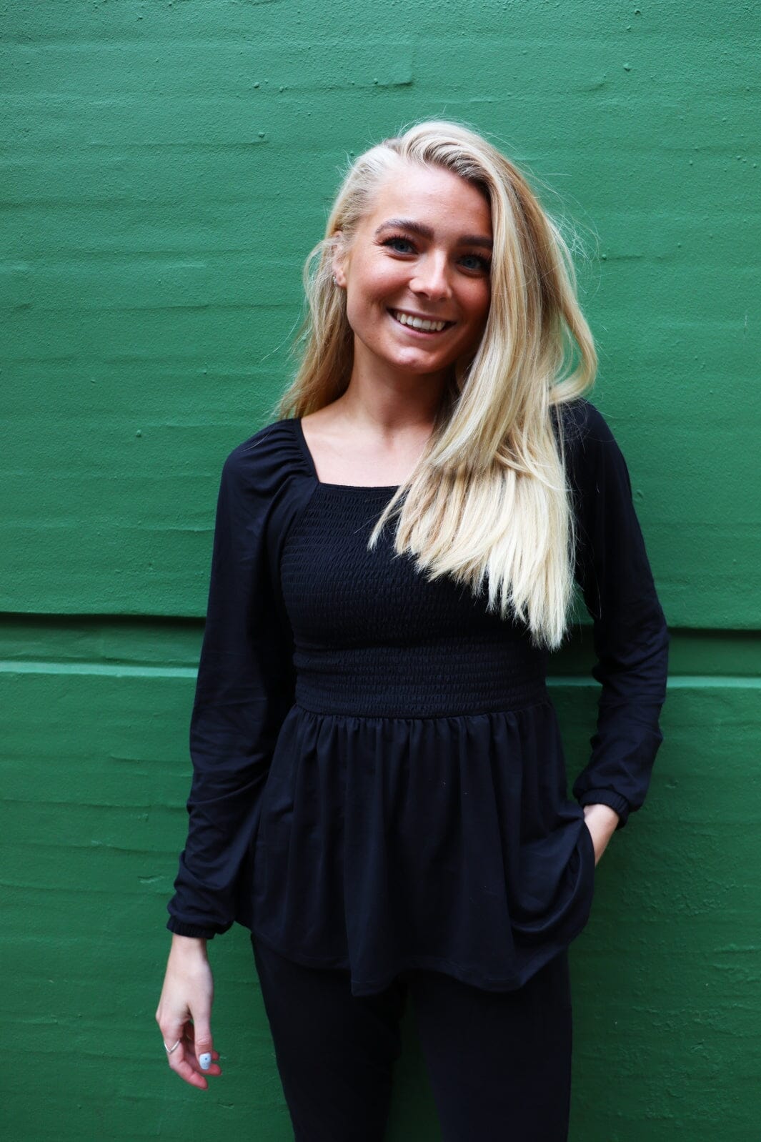 Liberte - Alma-Ls-Smock-Top - Black | Smock-talje