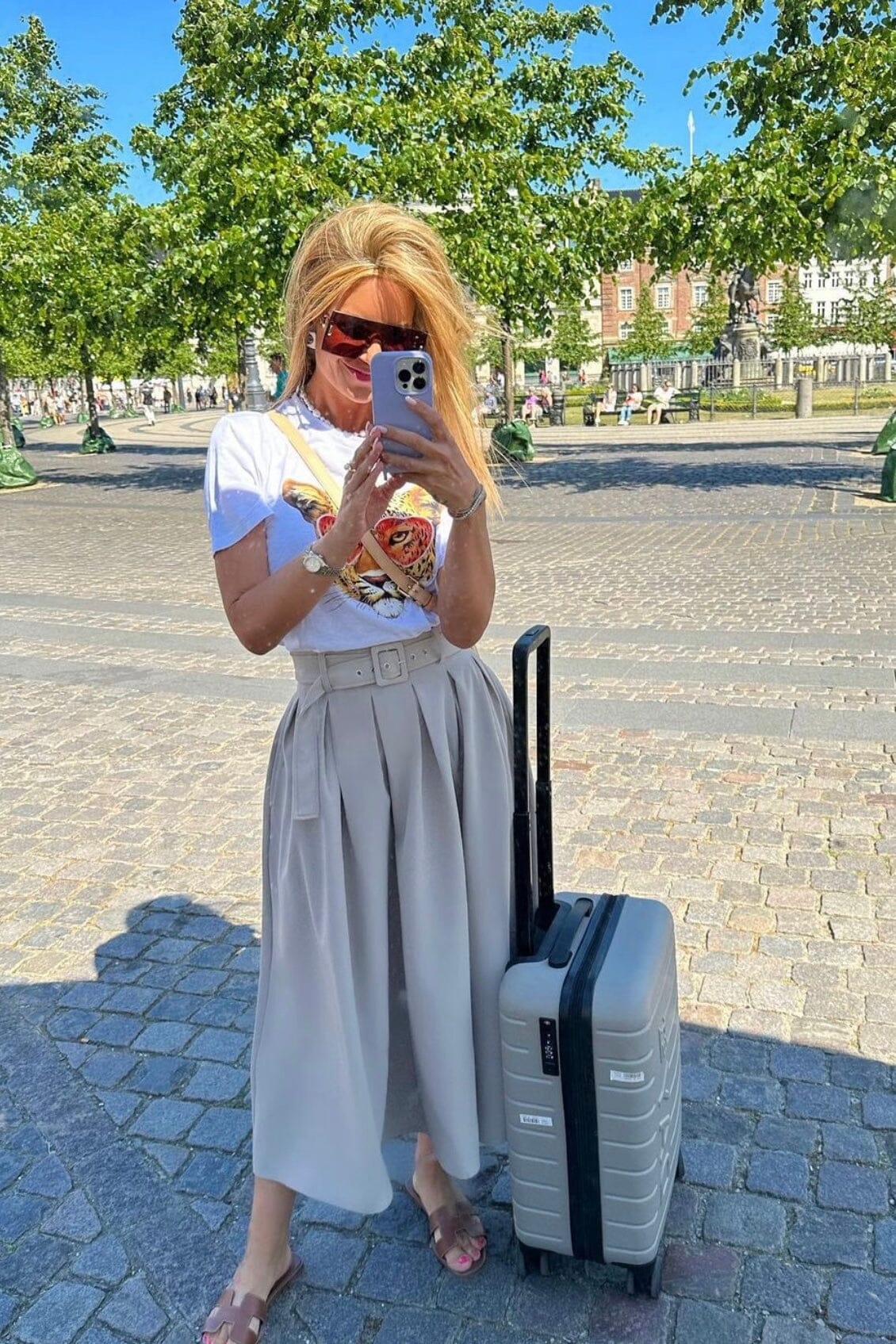 Valentin Studio - Pleated Skirt - Sand | Høj talje